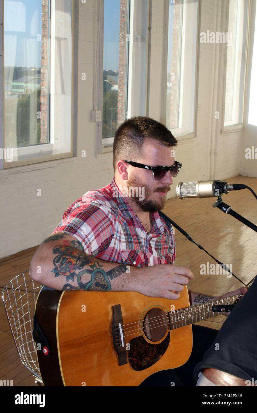 Dustin kensrue of thrice hi-res stock photography and images - Alamy