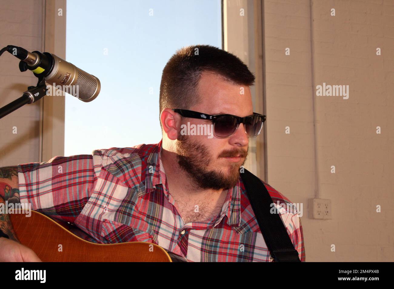 Thrice - Dustin Kesrue and Teppei Teranishi in session Stock Photo - Alamy