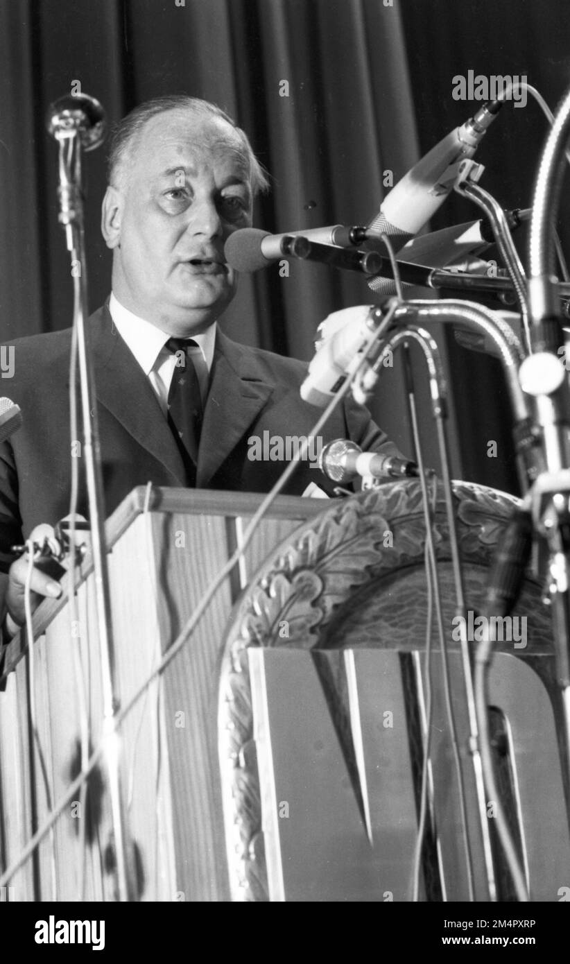 13 february 1970 hi-res stock photography and images - Alamy