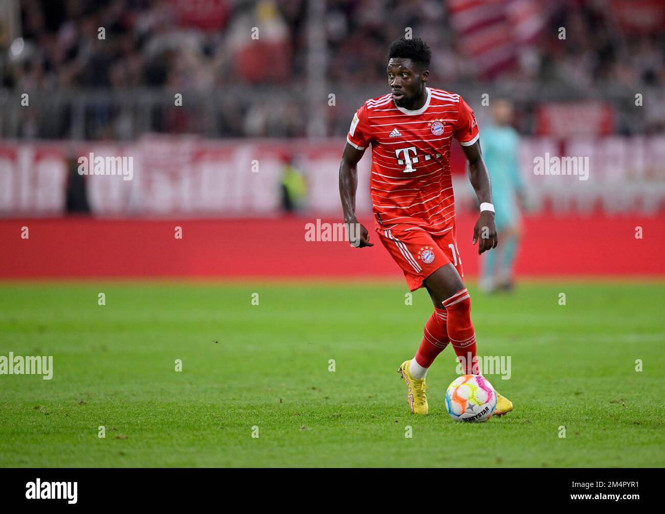Alphonso Davies Bayern FC Munich FCB (19) on the ball, Allianz Arena, Munich, Bavaria, Germany ...
