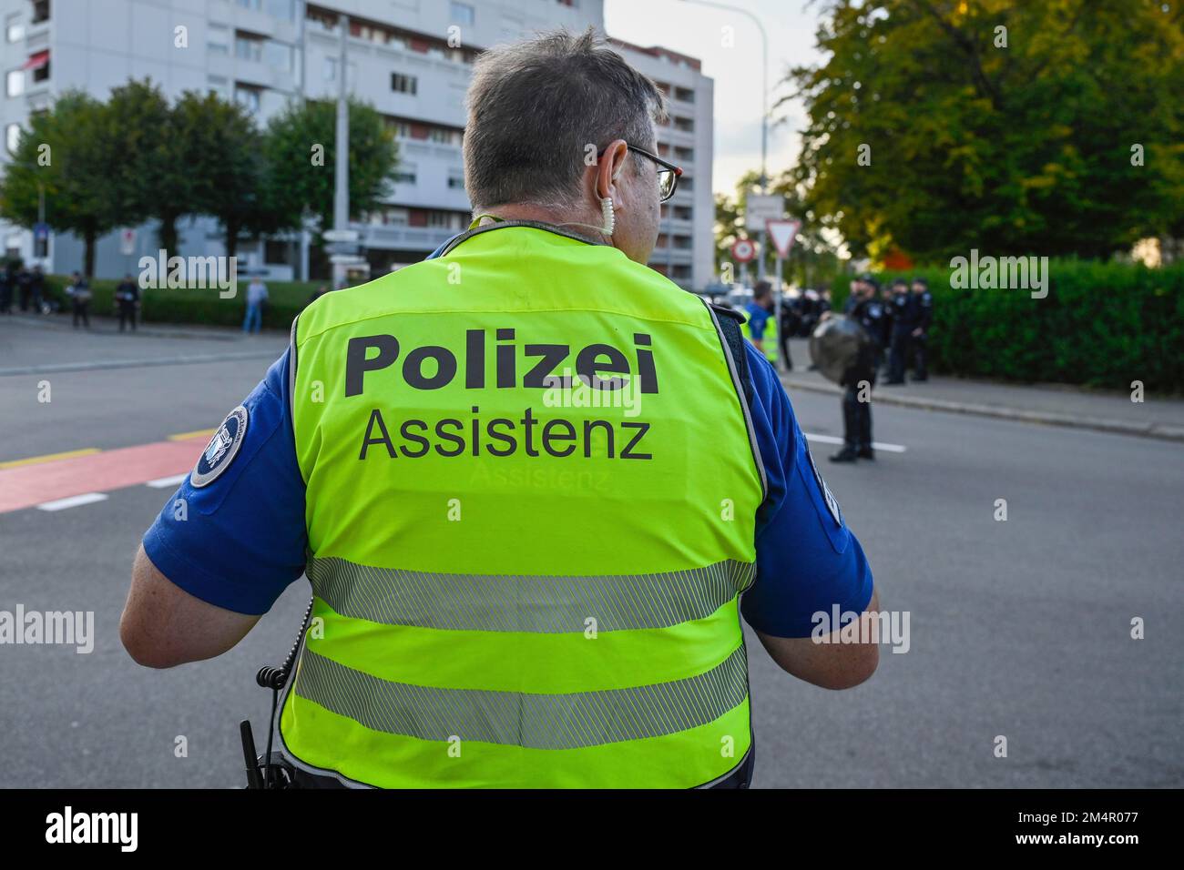 Assistance officer hi-res stock photography and images - Alamy