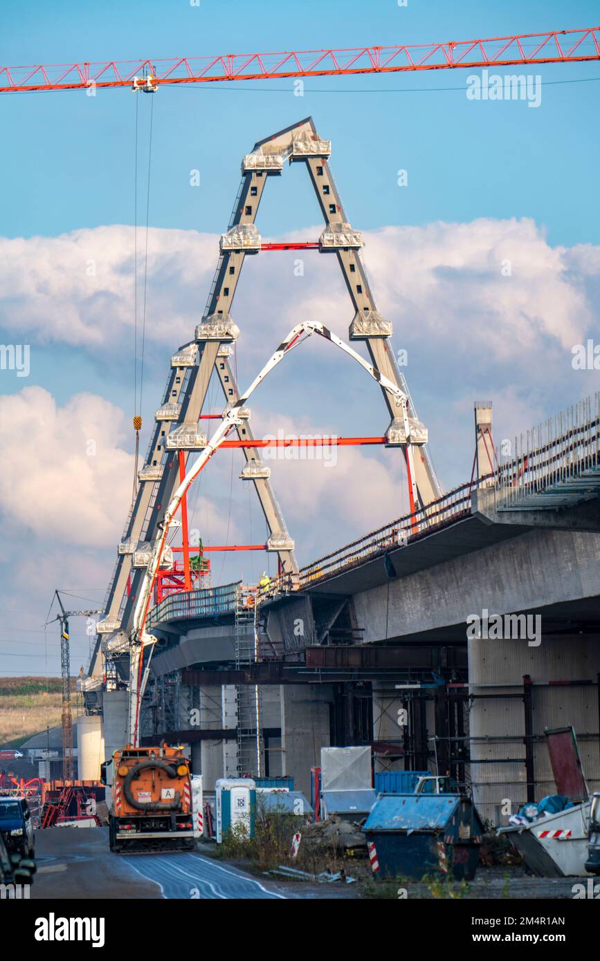 New construction of the A1 motorway bridge over the Rhine near ...