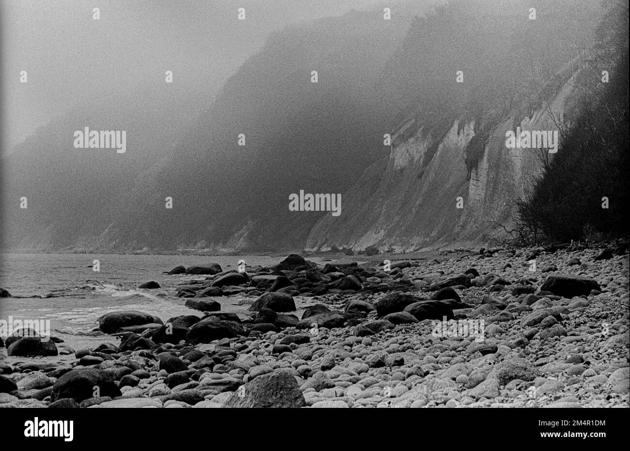 GDR, Ruegen, 04. 11. 1988, steep coast, scree, limestone, rocks Stock ...