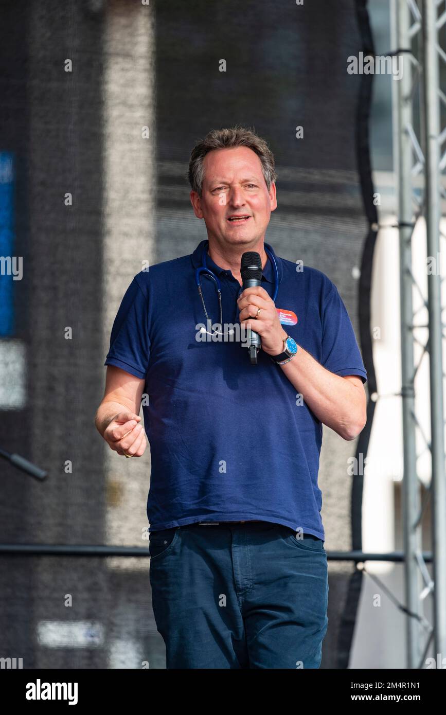 Eckart Axel von Hirschhausen, TV presenter, cabaret artist and writer. Fridays for Future ...