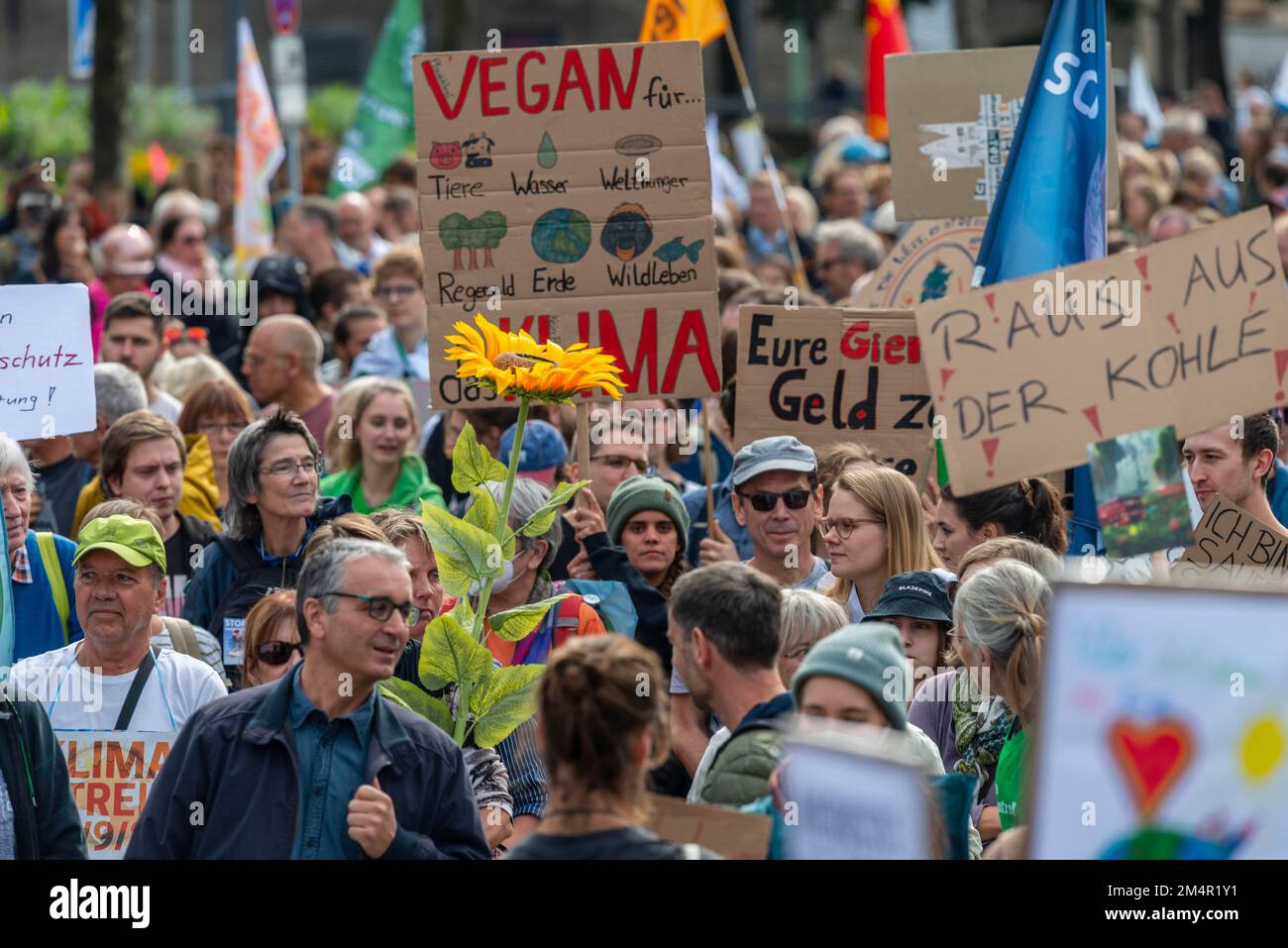 Fridays for Future demonstration on 25 September 2022 in Cologne, North ...