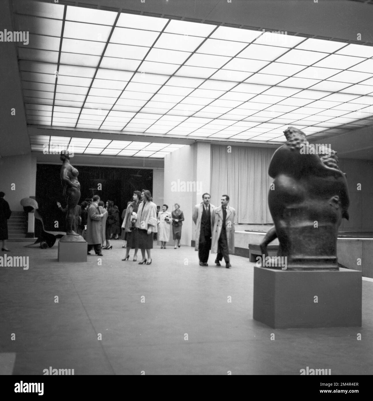 "50 Years of US Art" Exhibition Opening. Photographs of Marshall Plan ...