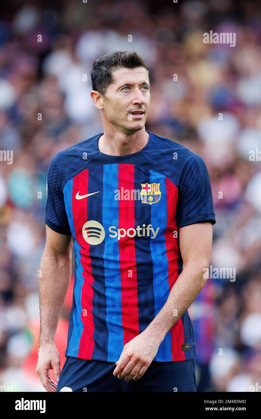 BARCELONA - SEP 17: Lewandowski in action during the La Liga match ...