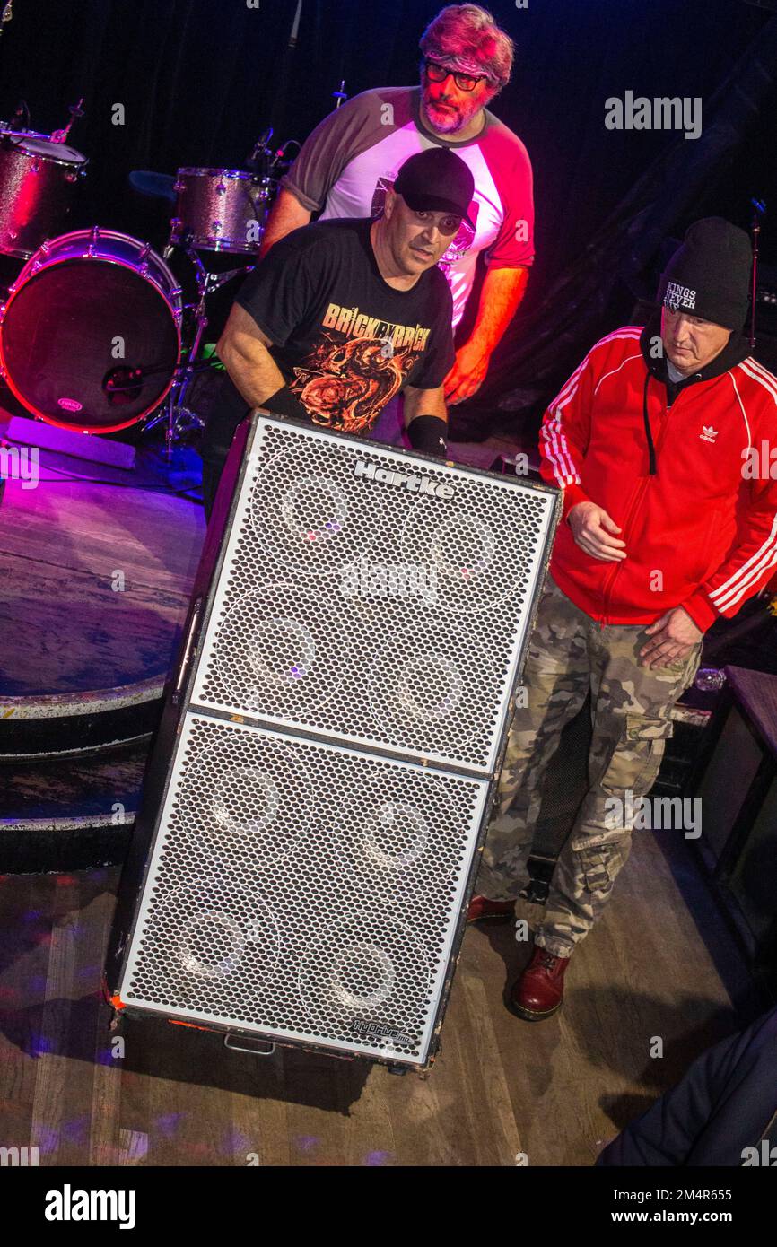 Nyc, Ny, USA. 18th Dec, 2022. Bowery Electric punk metal bands. (Credit ...