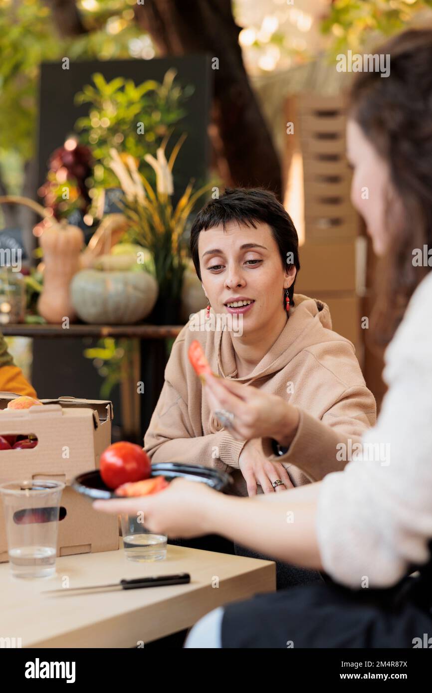 Consumer fair sample hi-res stock photography and images - Alamy