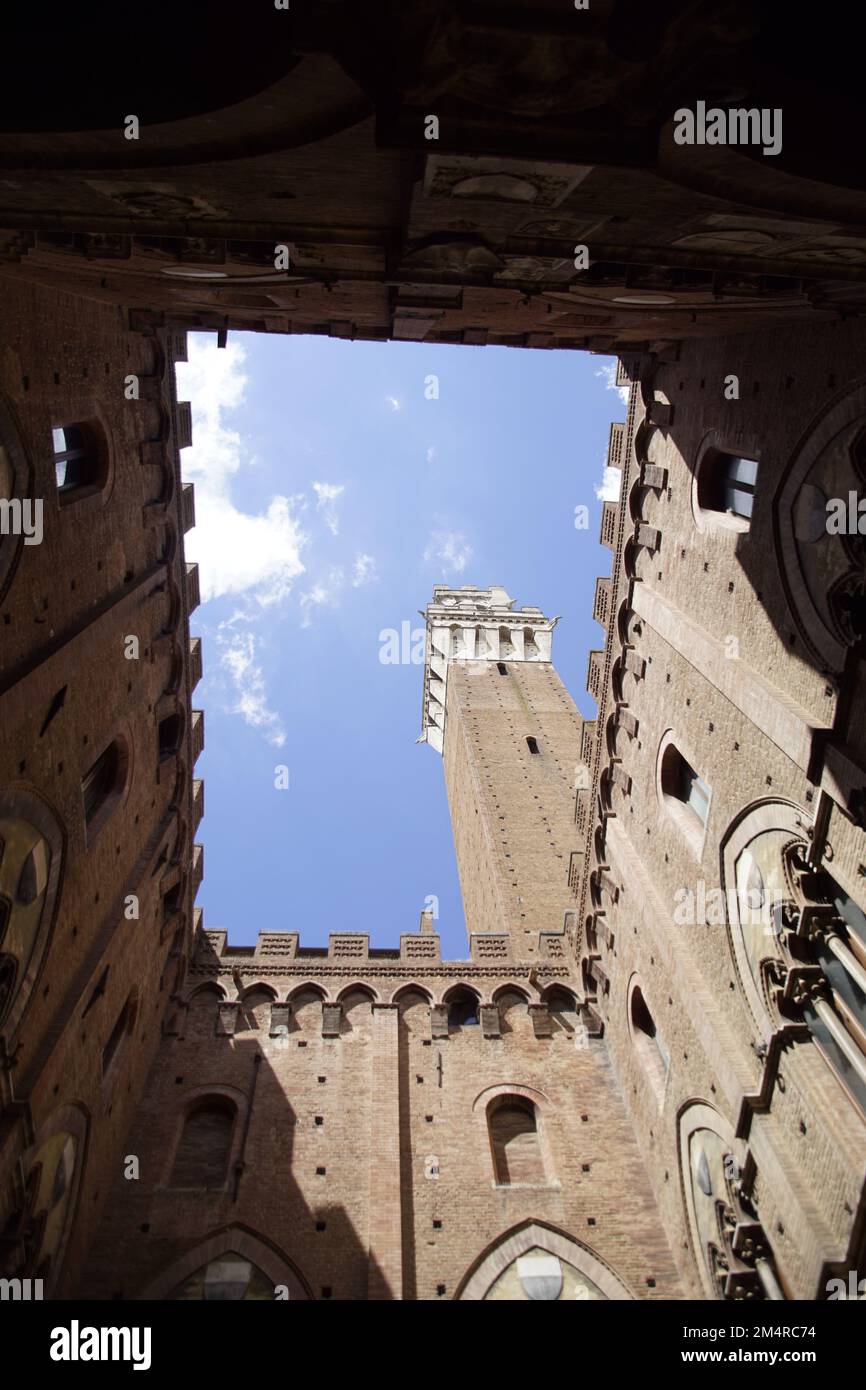 The historic architecture of Sienna, Italy Stock Photo - Alamy