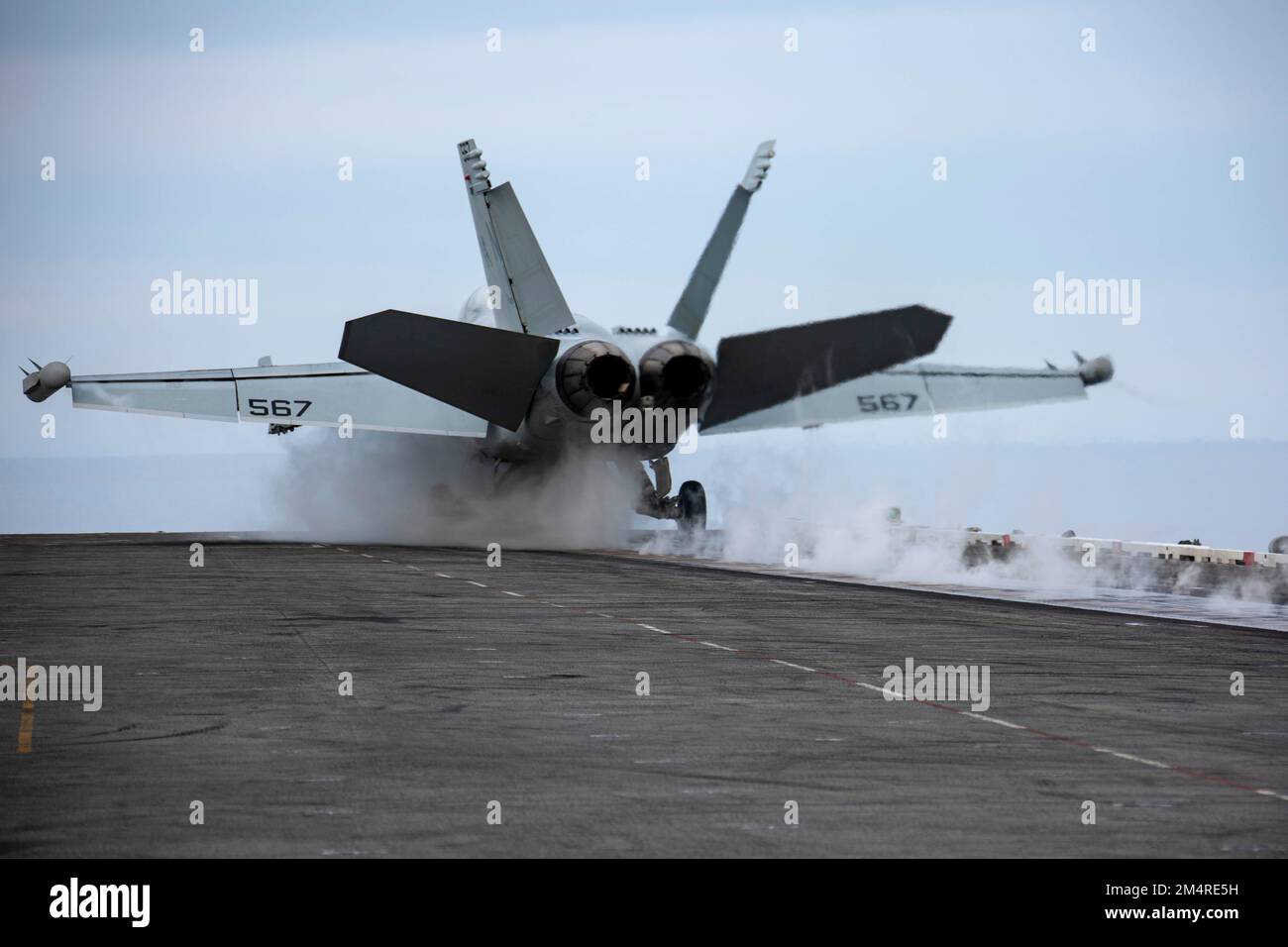 221217-N-MU675-1149 PACIFIC OCEAN (Dec. 17, 2022) An EA-18G Growler ...