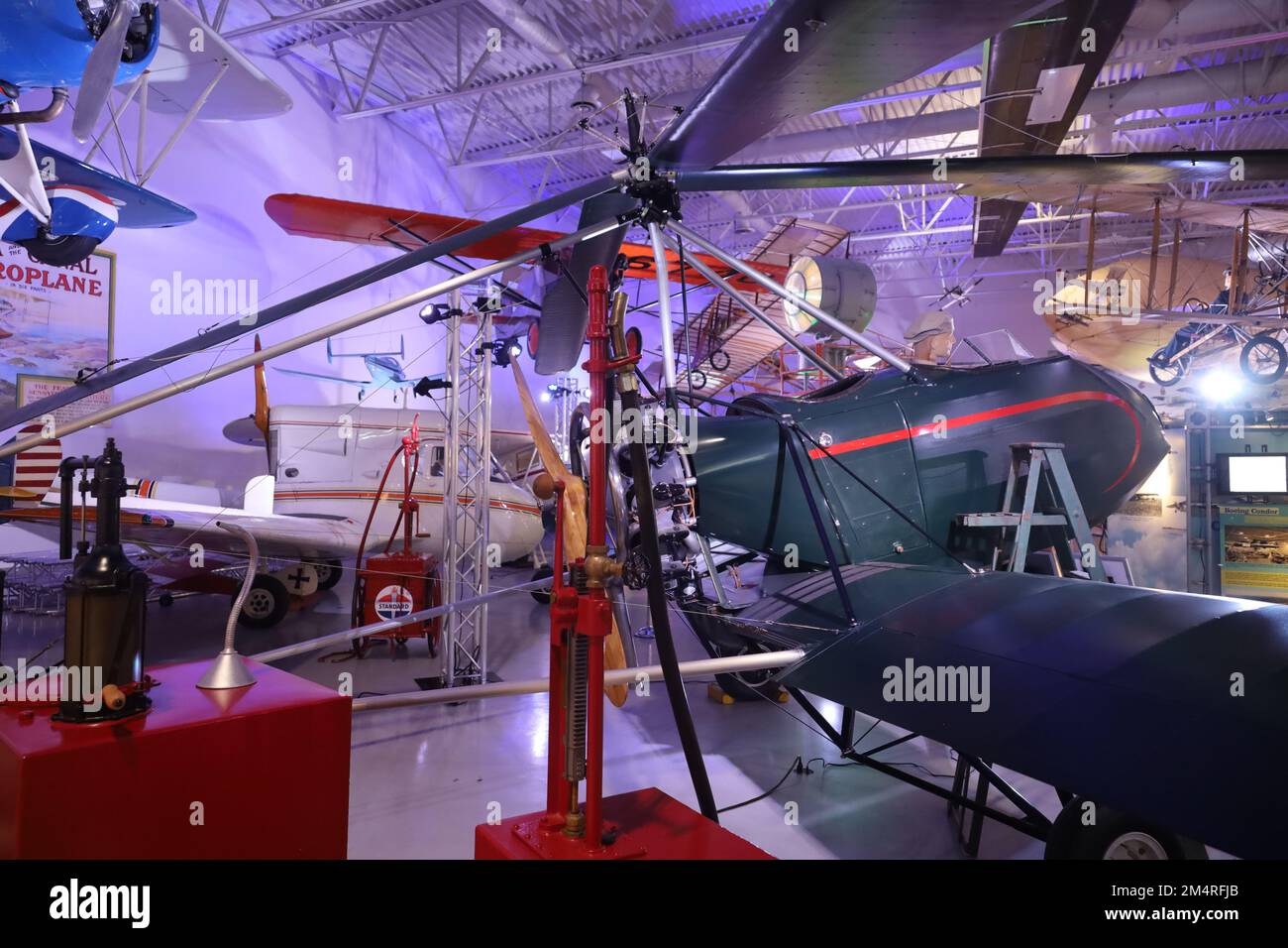 San Carlos, California: 6-10-2021: Hiller Aviation Museum in San Carlos ...