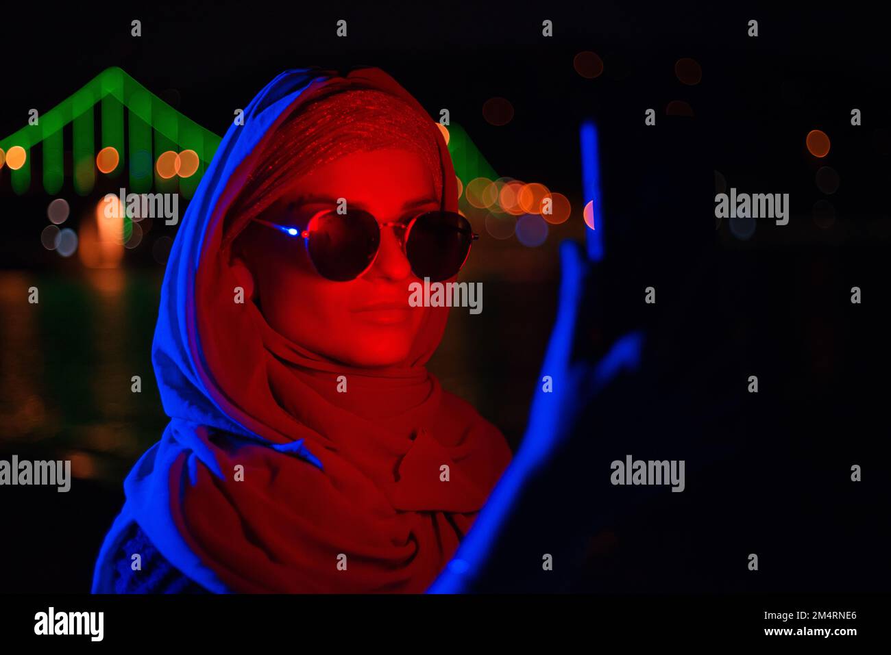 Portrait Of Young Muslim Businesswoman Wearing Sunglasses in Hijab ...