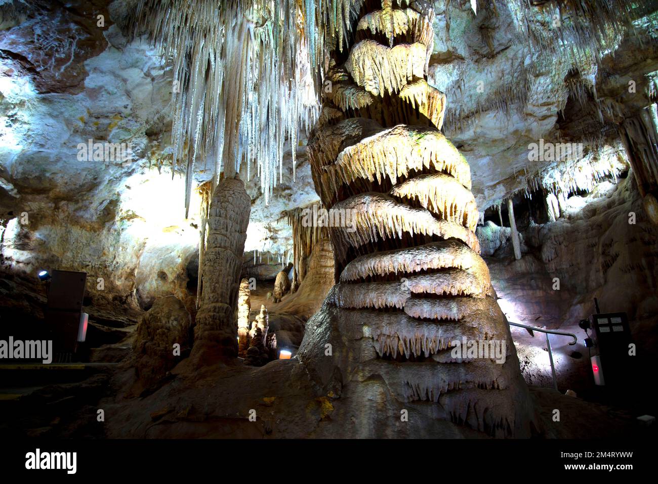 Tantanoola Caves - South Australia Stock Photo - Alamy