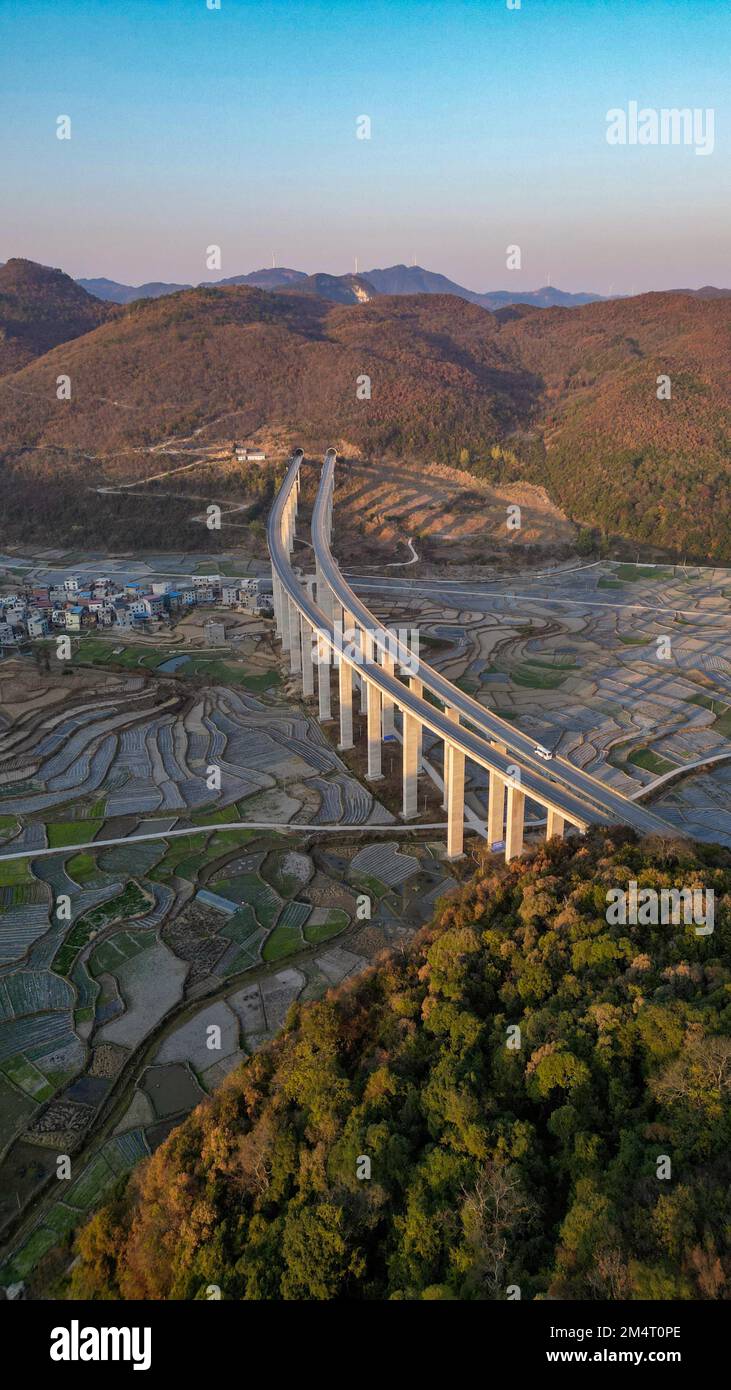 Aerial photo shows the expressway viaduct in Shibeilin Village ...