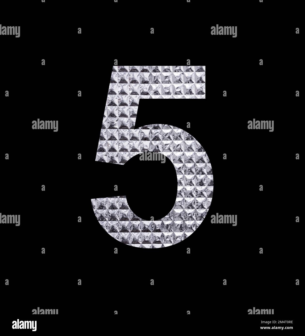 Number 5 - Digit five in textured silver shiny paper Stock Photo - Alamy