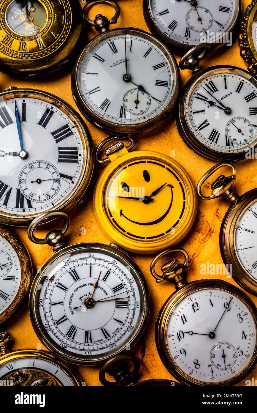 Pocket watch details hi-res stock photography and images - Alamy