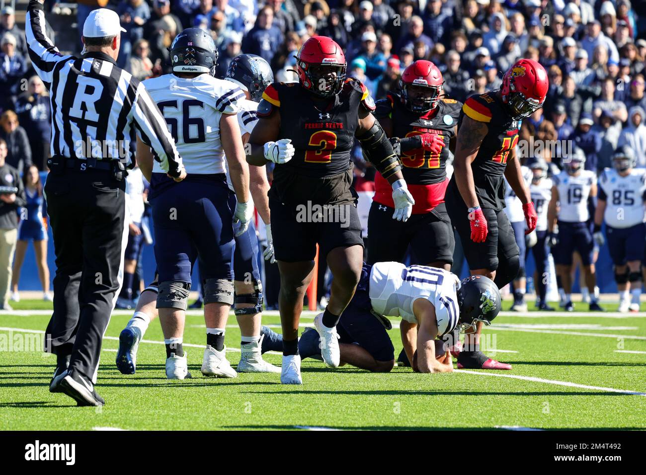 Ferris State Bulldogs defensive tackle Jordan Jones (2) celebrates his ...