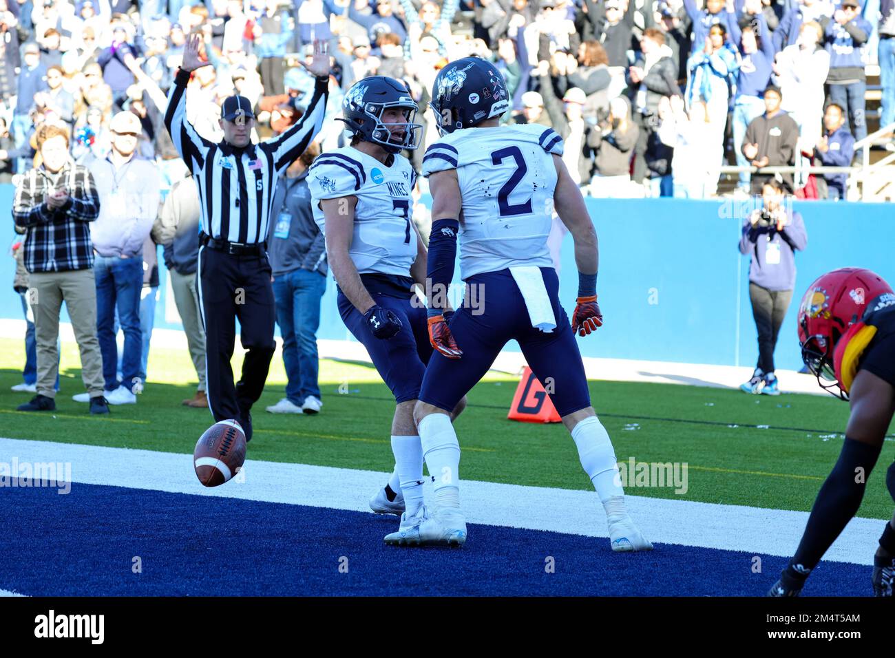 Josh johnston hi-res stock photography and images - Alamy