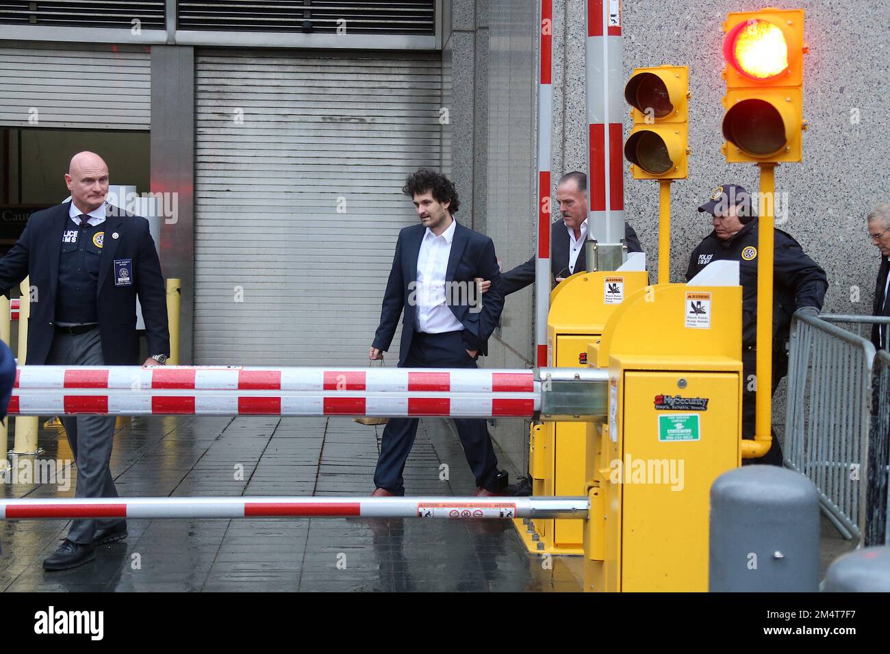 FTX founder Sam Bankman-Fried leaves the Federal Court in New York ...