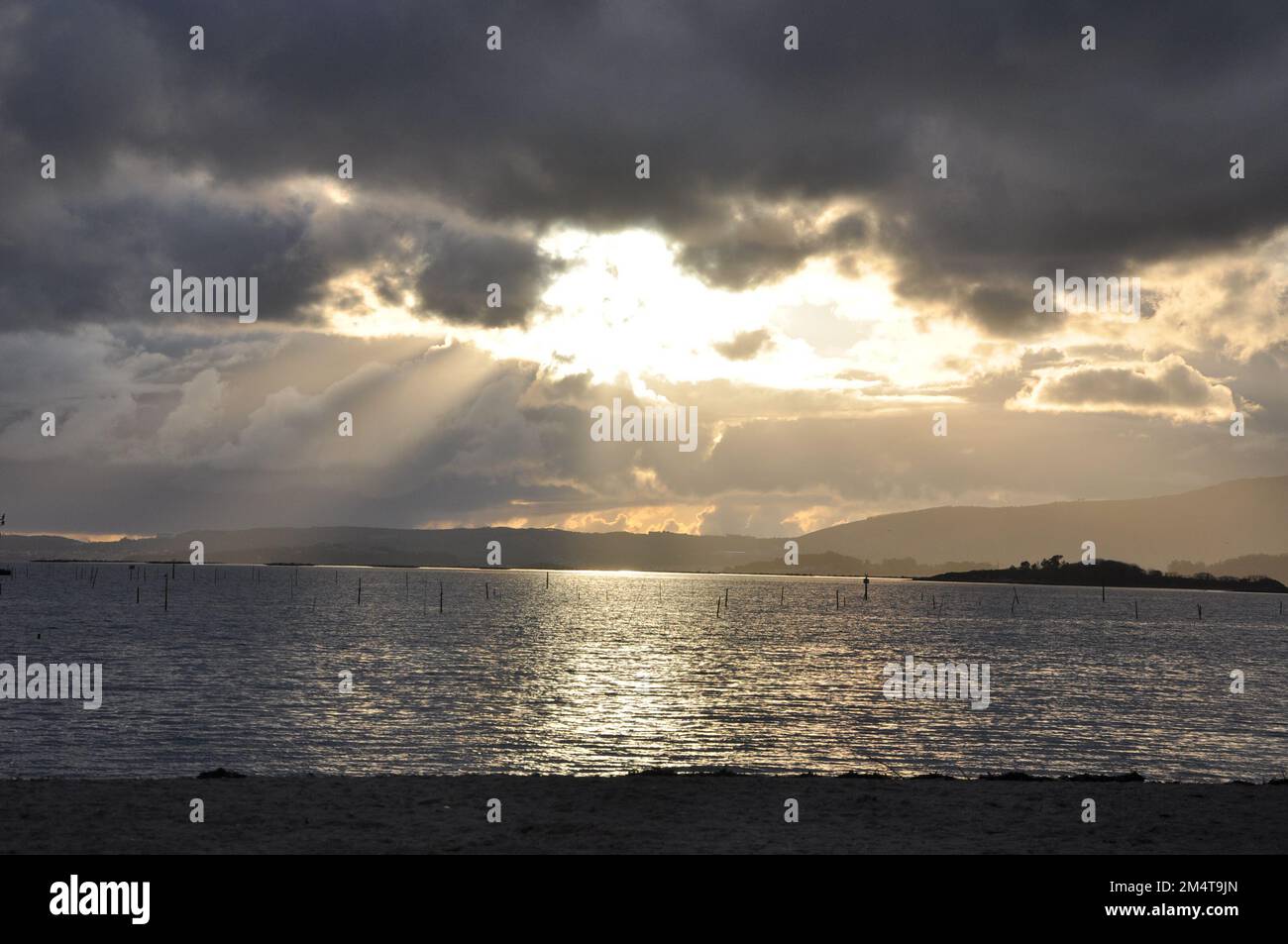 Light breaking through the darkness hi-res stock photography and images ...