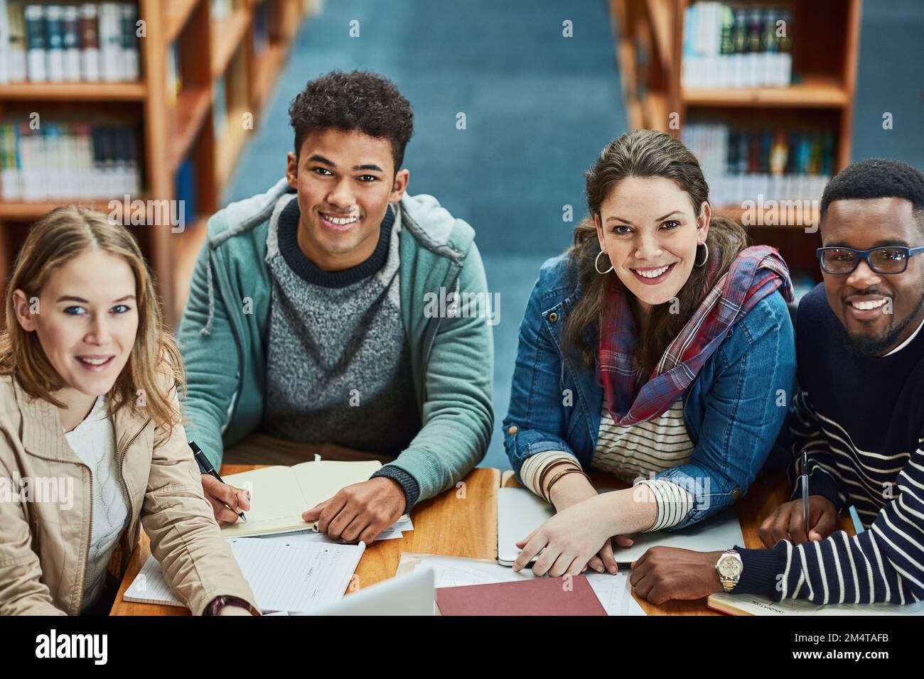 Group hard working students hi-res stock photography and images - Alamy