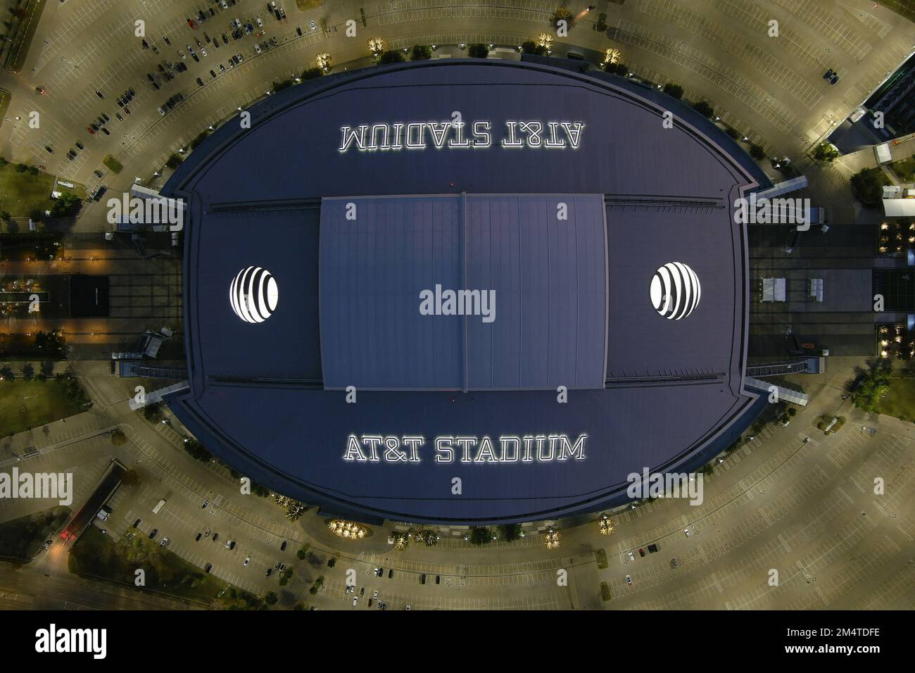 A general overall aerial view of AT&T Stadium retractable roof, Tuesday ...