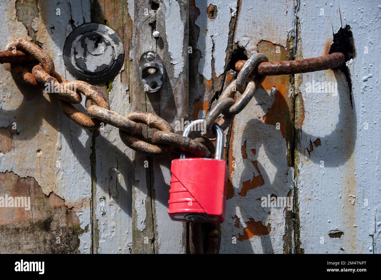 Red padlock and chain, Wellington, North Island, New Zealand Stock ...