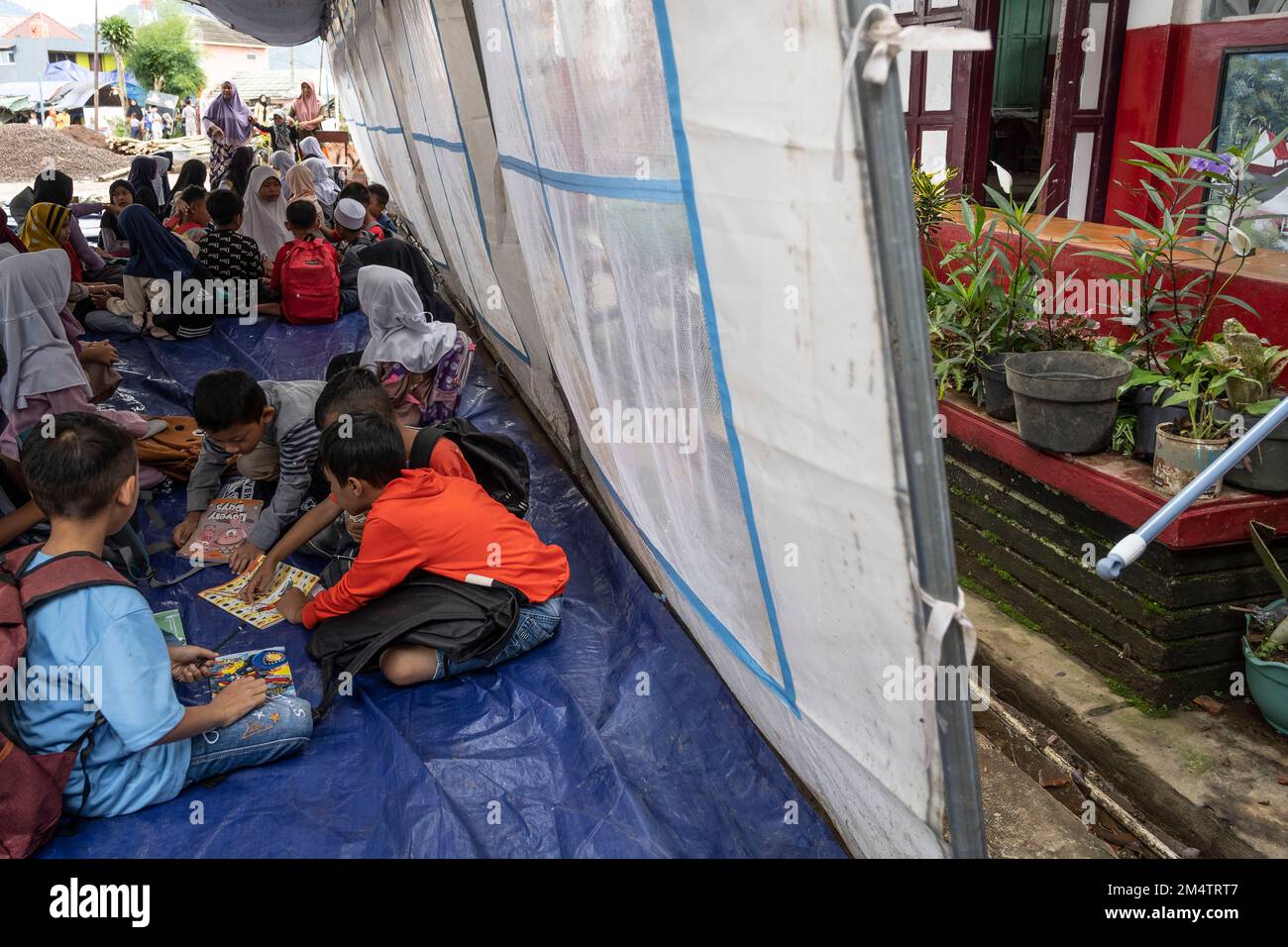 Earthquake affected school classroom hi-res stock photography and ...