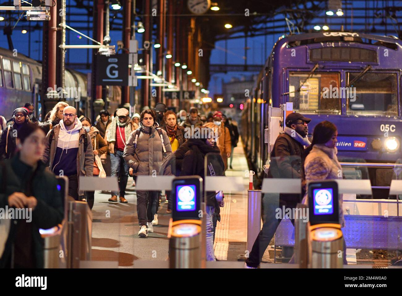 Travelers at Gare de Lyon in Paris, France on December 2, 2022 ...
