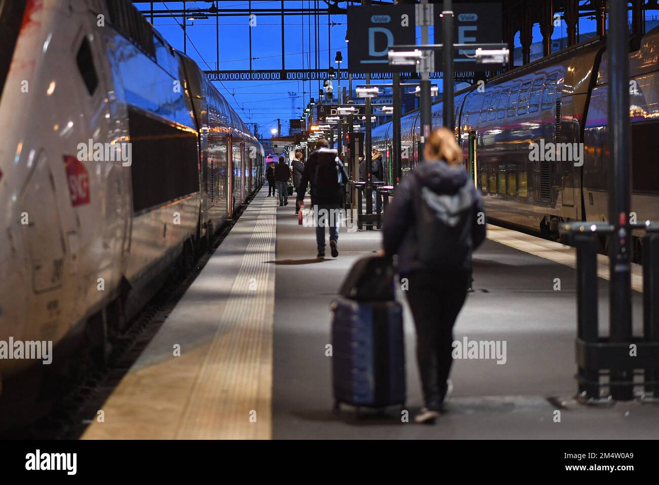 Travelers at Gare de Lyon in Paris, France on December 2, 2022 ...