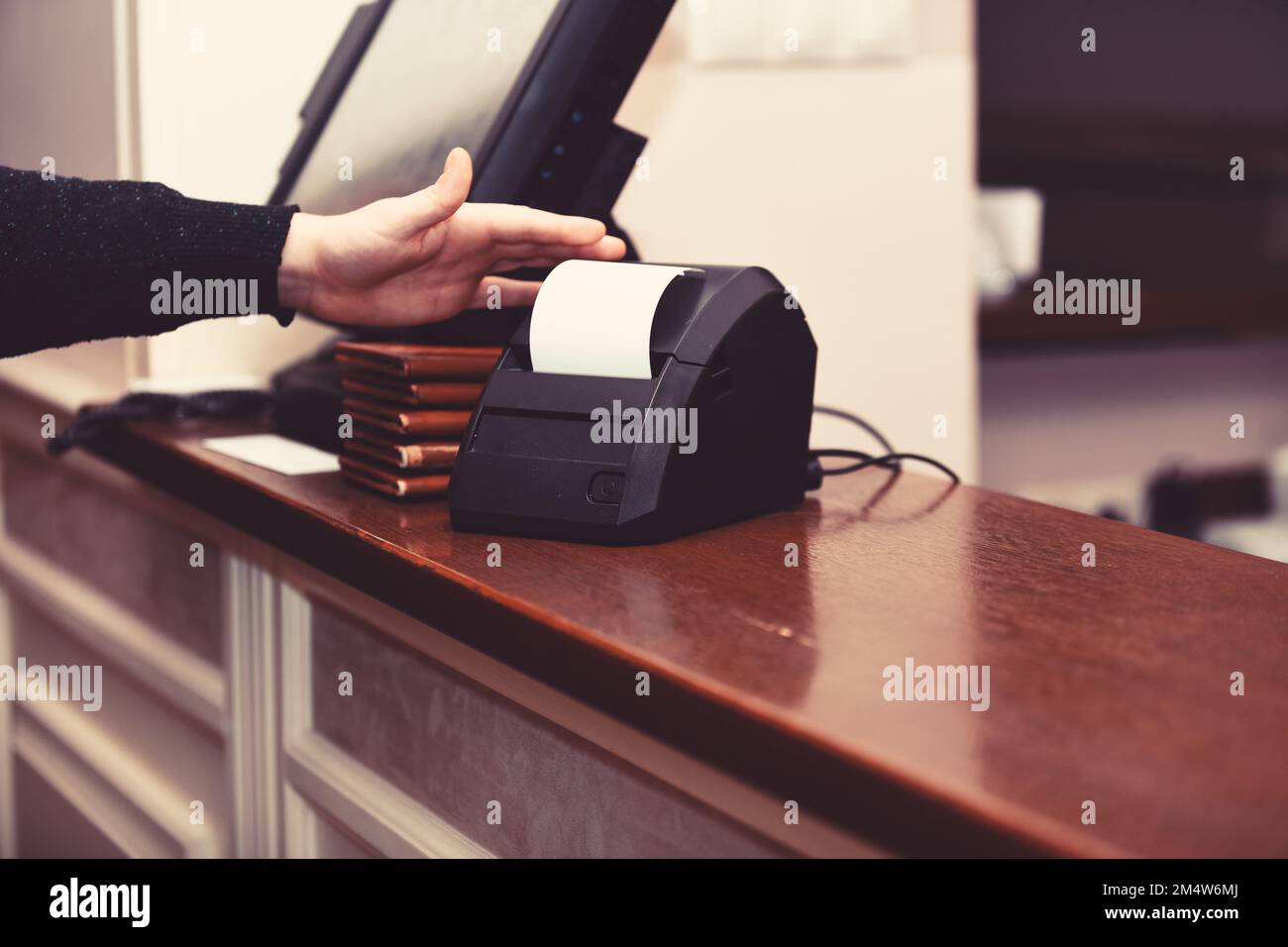Credit card payment and bill for purchase. Cash counter Stock Photo - Alamy