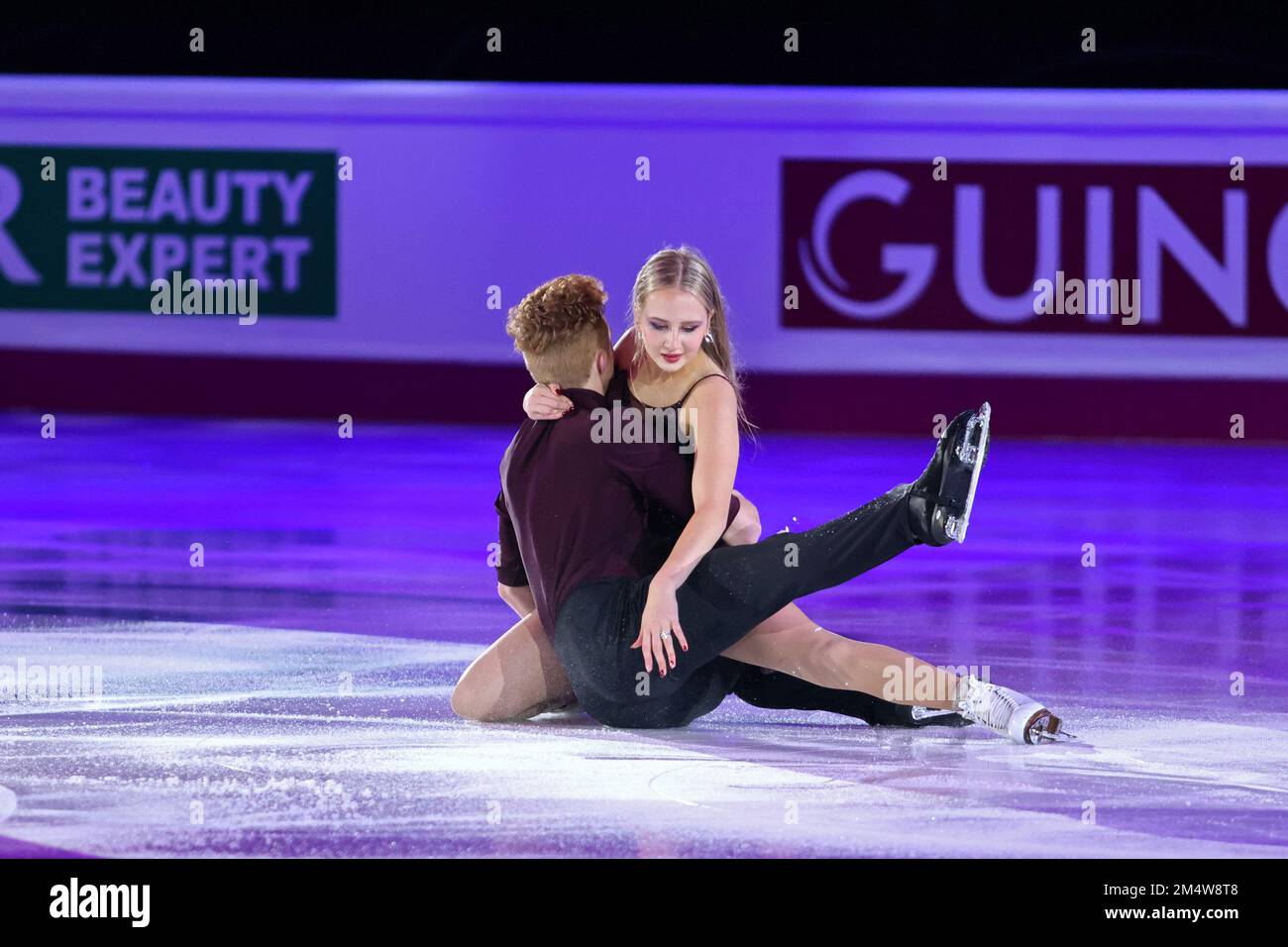 Palavela, Turin, Italy, December 11, 2022, Nadiia Bashynska and Peter ...