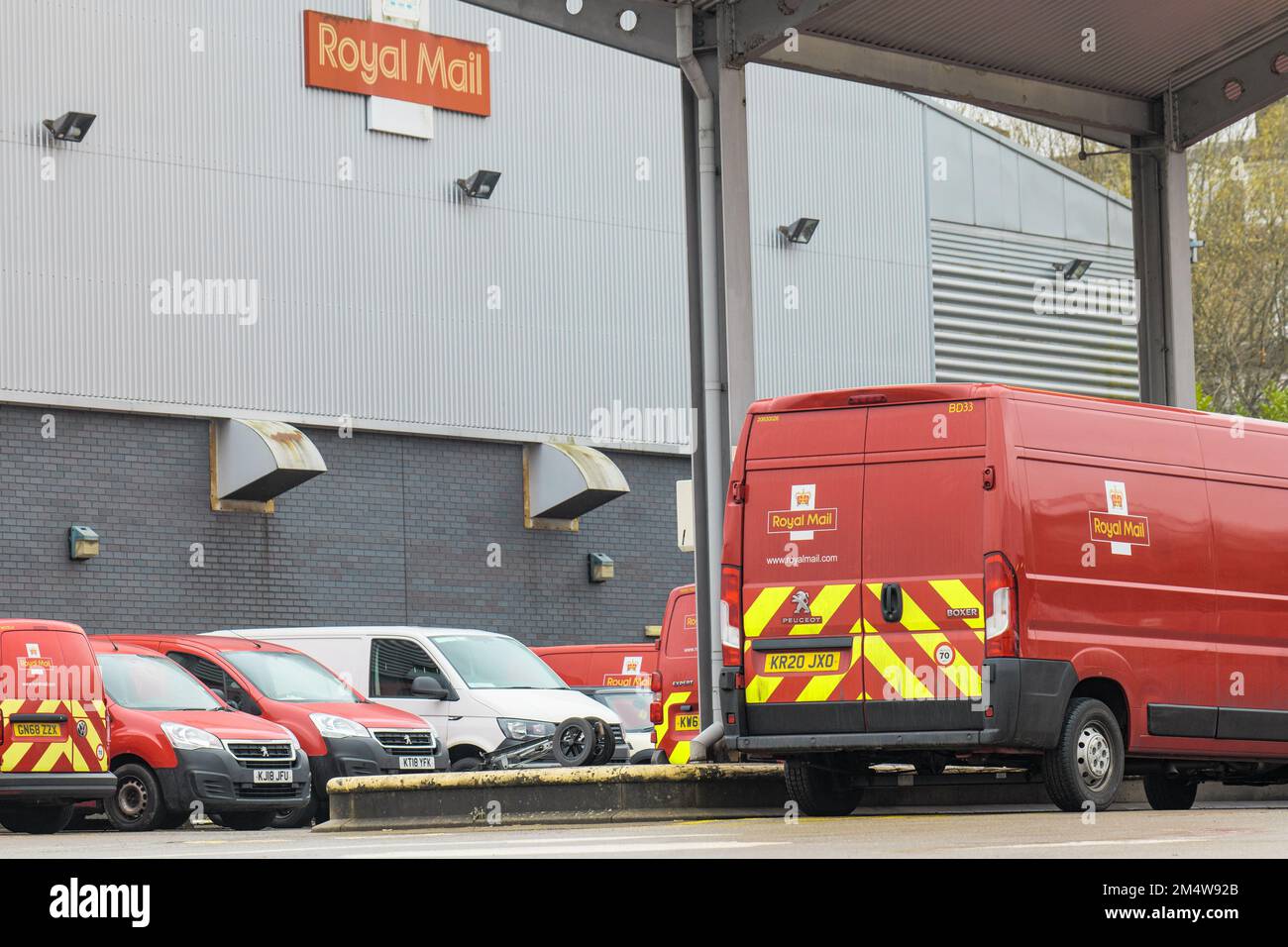 Royal mail centre north bradford hi-res stock photography and images ...