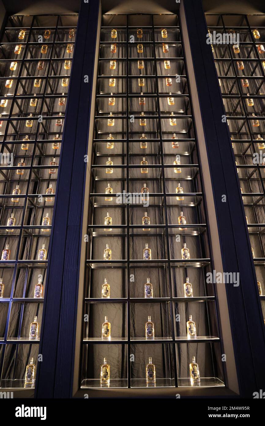 Large collection of bottles of whisky from various years since 1982 ...