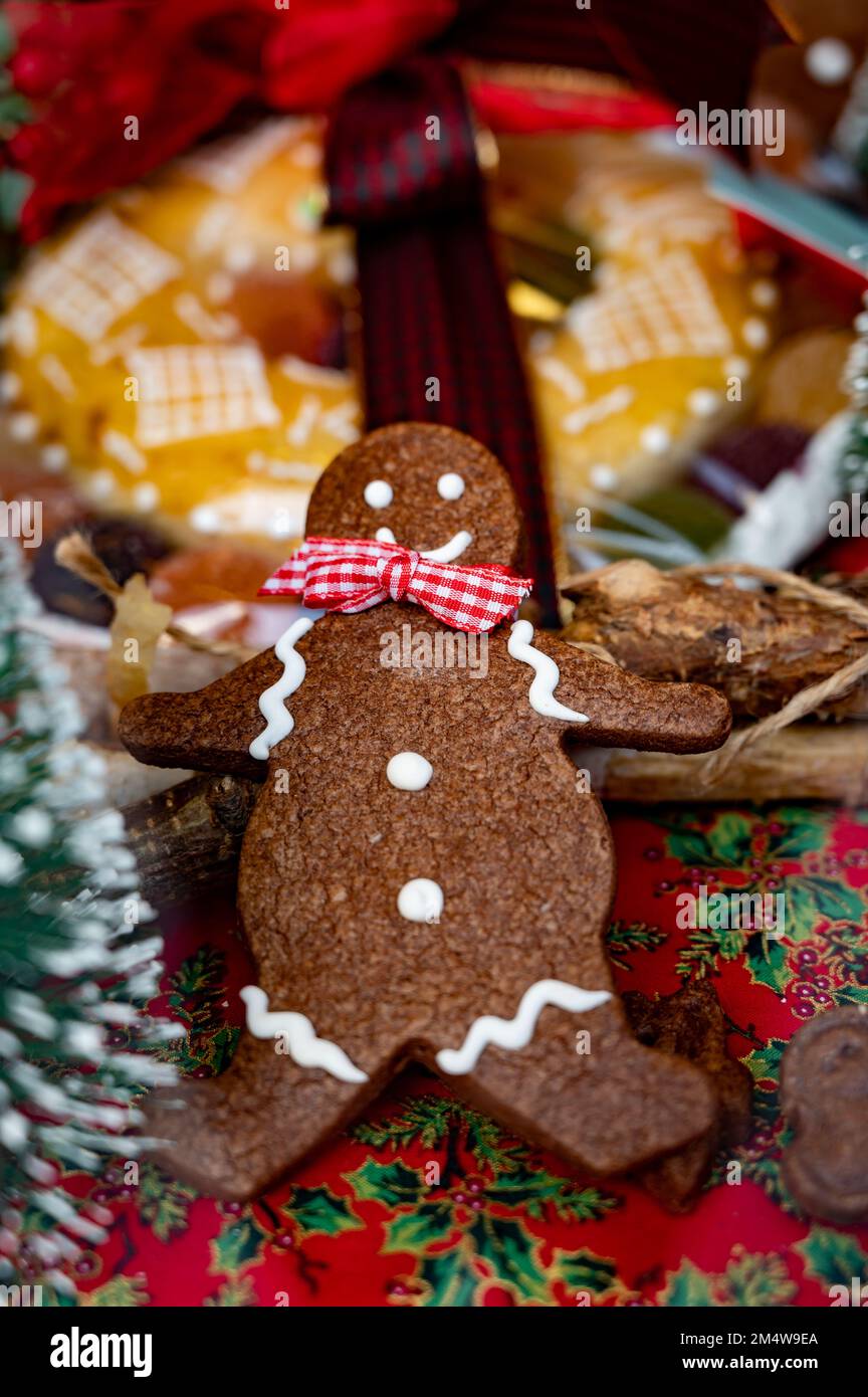 Smiling fresh baked gingerbread man on display in artisan bakery in ...