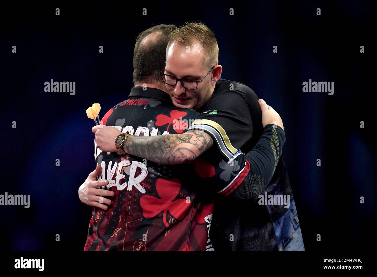 Jimmy Hendriks (right) congratulates Brendan Dolan on his victory ...