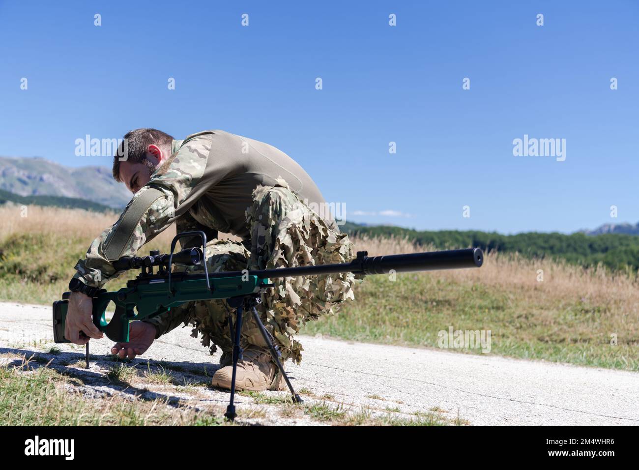 Special operations soldiers team preparing tactical and communication ...