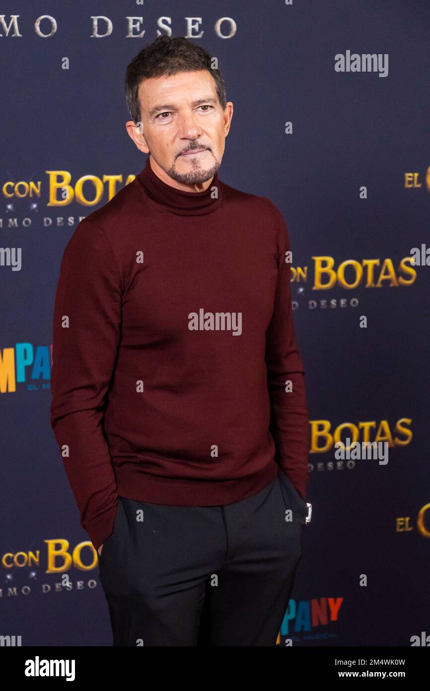 Actor Antonio Banderas attends the "El Gato Con Botas: El Ultimo Deseo ...