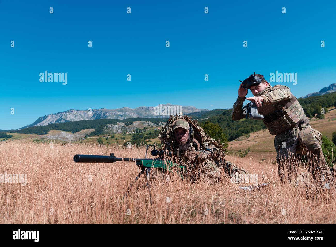 Virtual rifle hi-res stock photography and images - Alamy