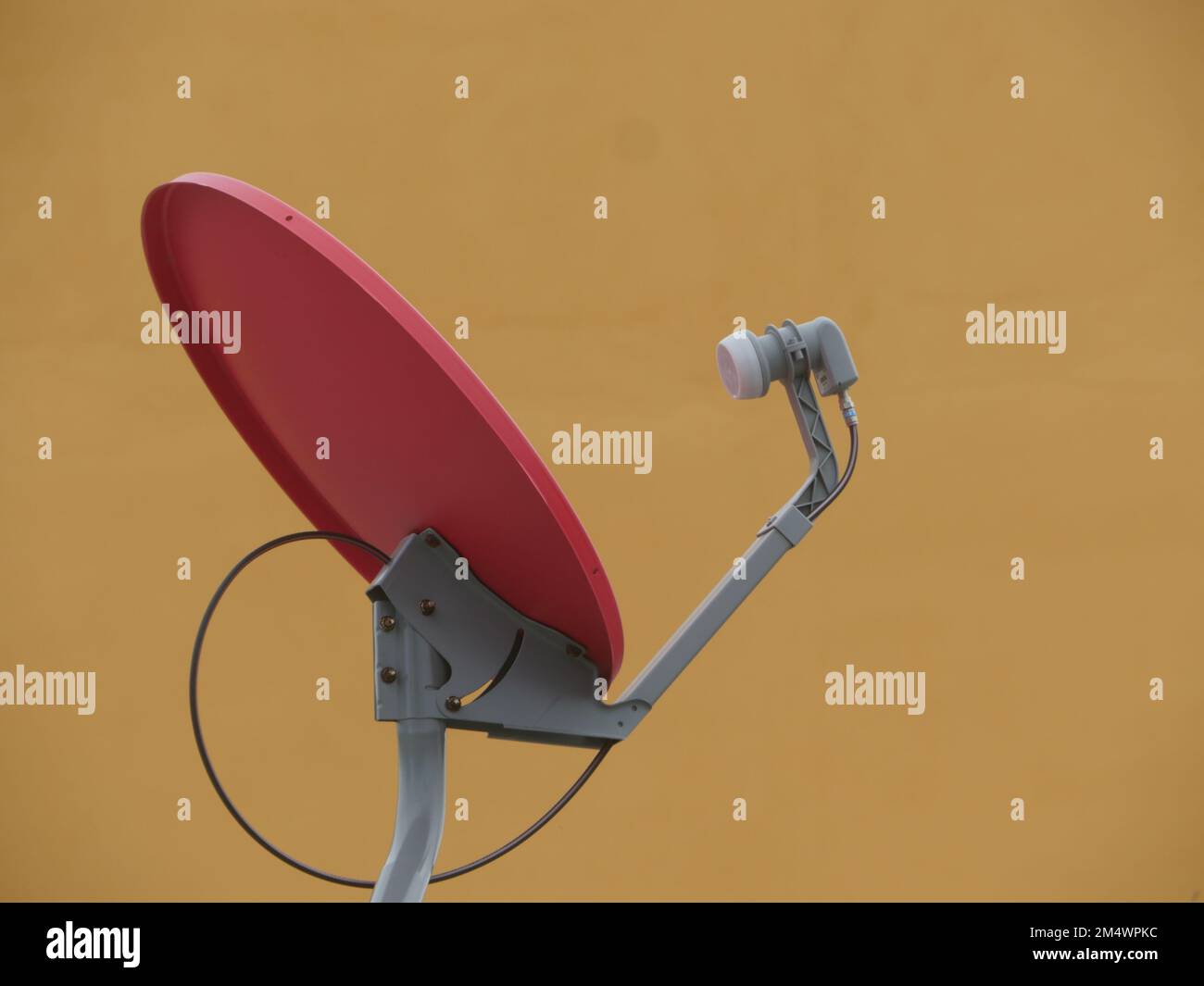 Tv reciever hi-res stock photography and images - Alamy