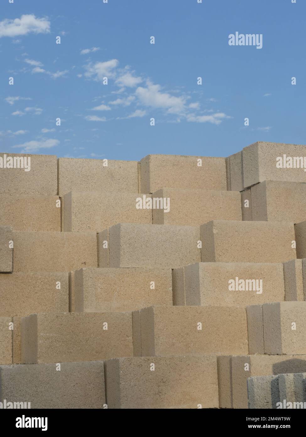 Concrete block pyramid hi-res stock photography and images - Alamy