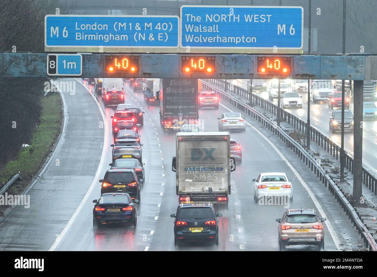 M5 Motorway, Sandwell, 23rd December 2022. Large traffic jams are ...