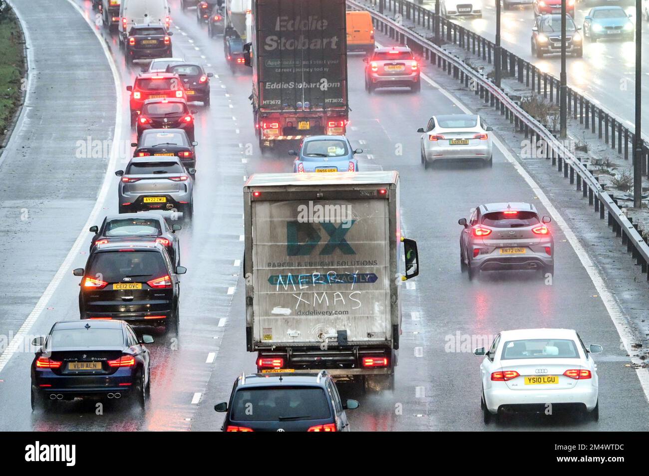 M5 Motorway, Sandwell, 23rd December 2022. Large traffic jams are ...
