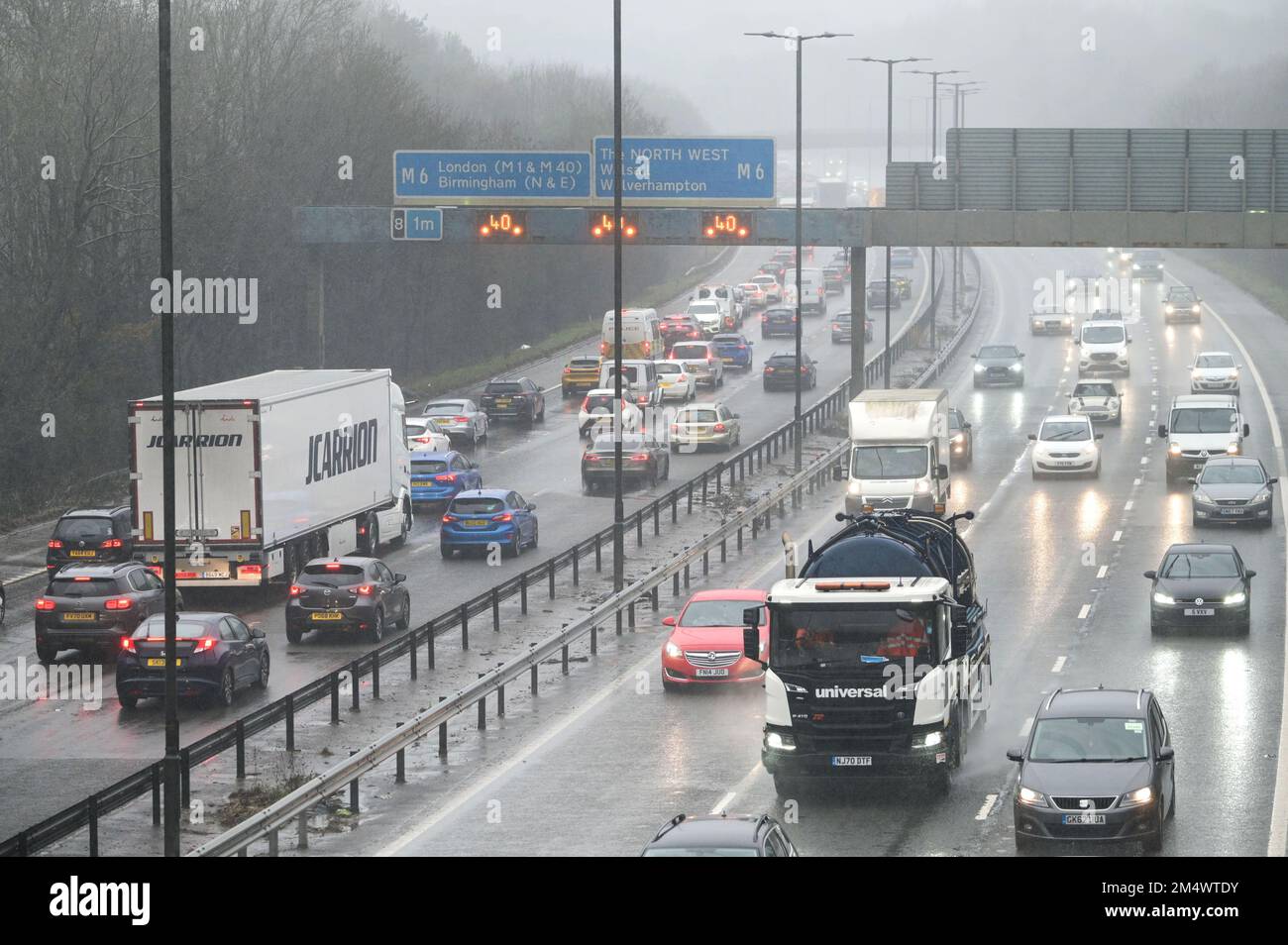 M5 Motorway, Sandwell, 23rd December 2022. Large traffic jams are ...
