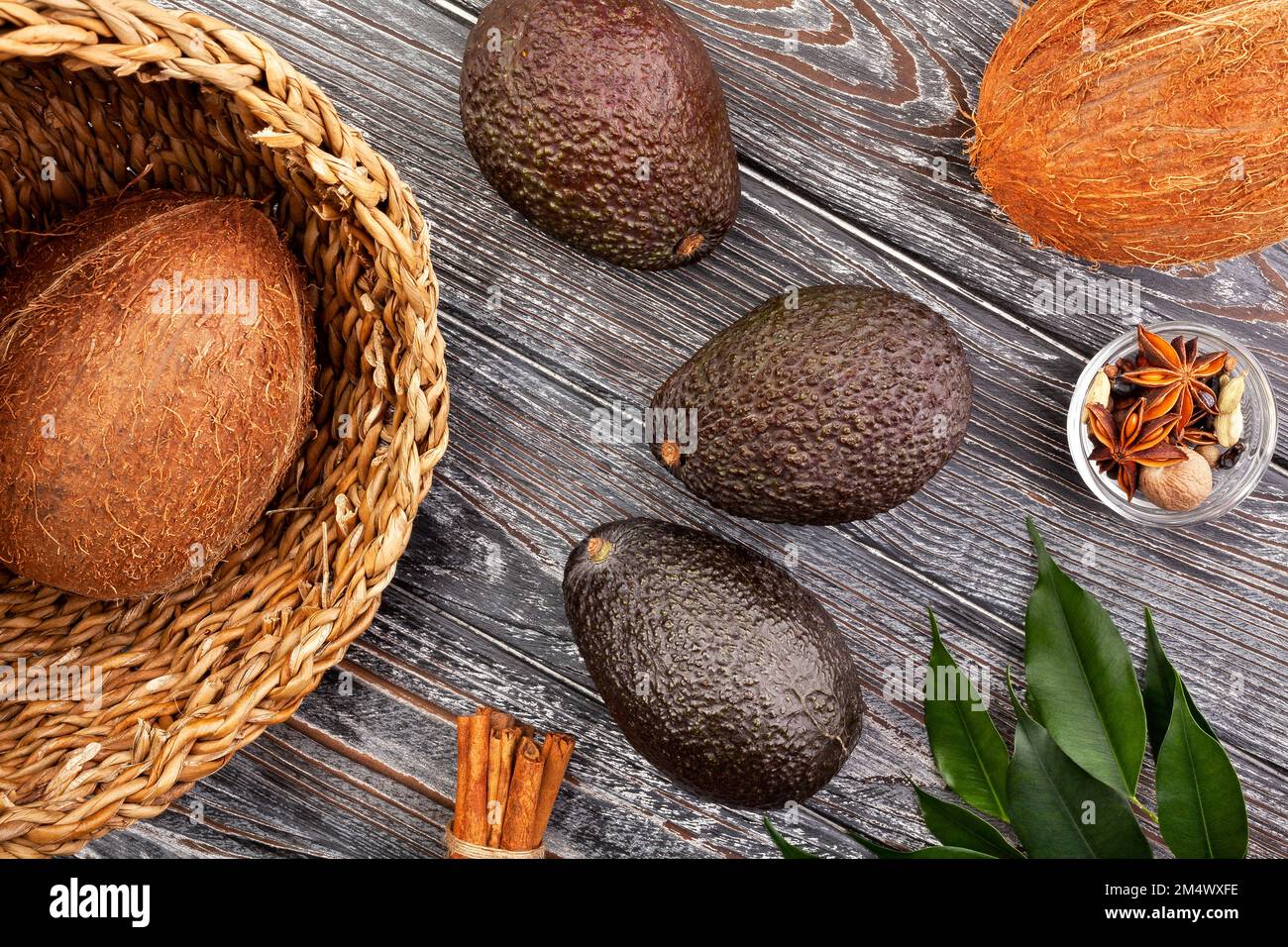 Hass avocados hi-res stock photography and images - Alamy