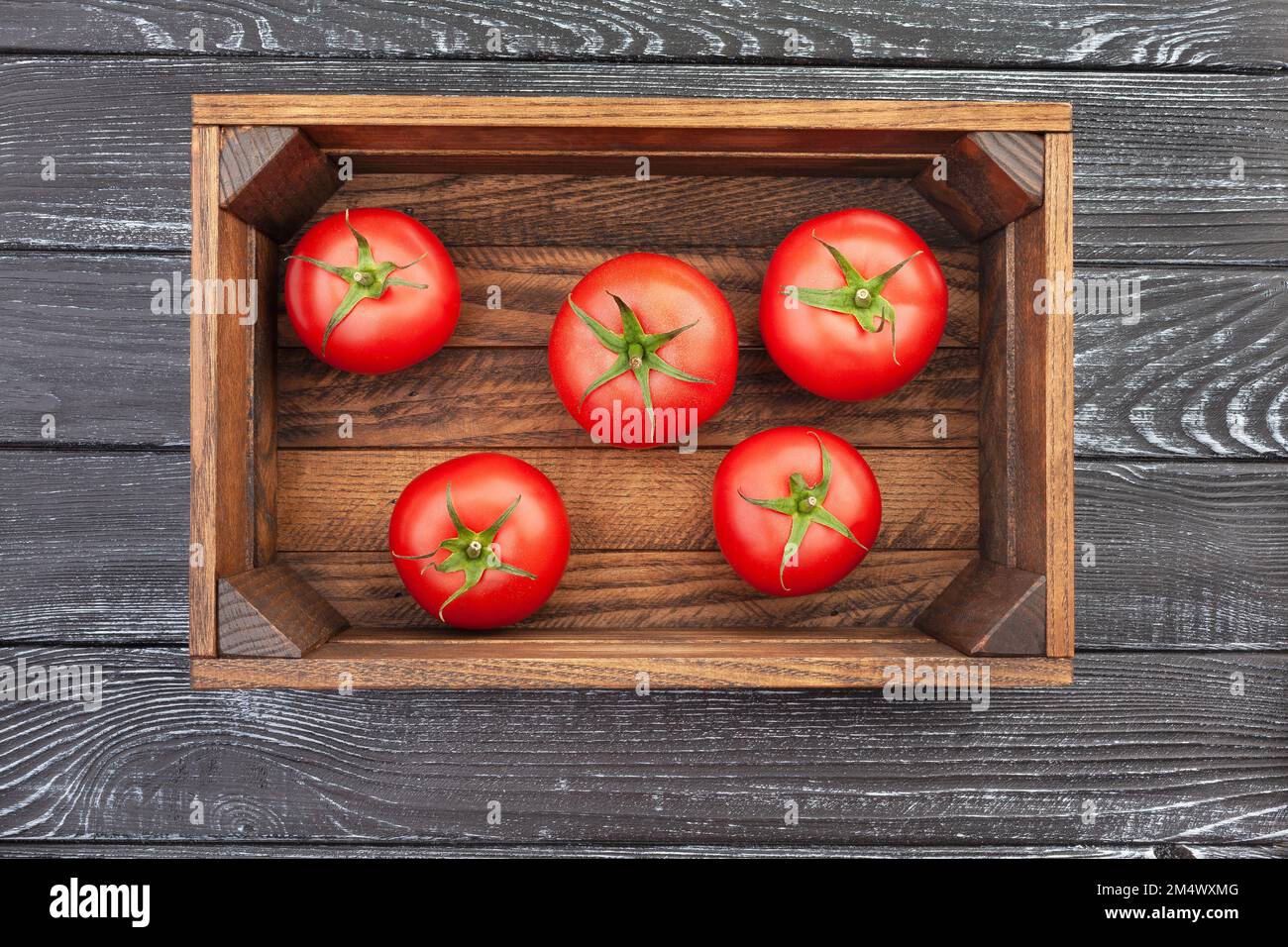 Tomato box hi-res stock photography and images - Alamy