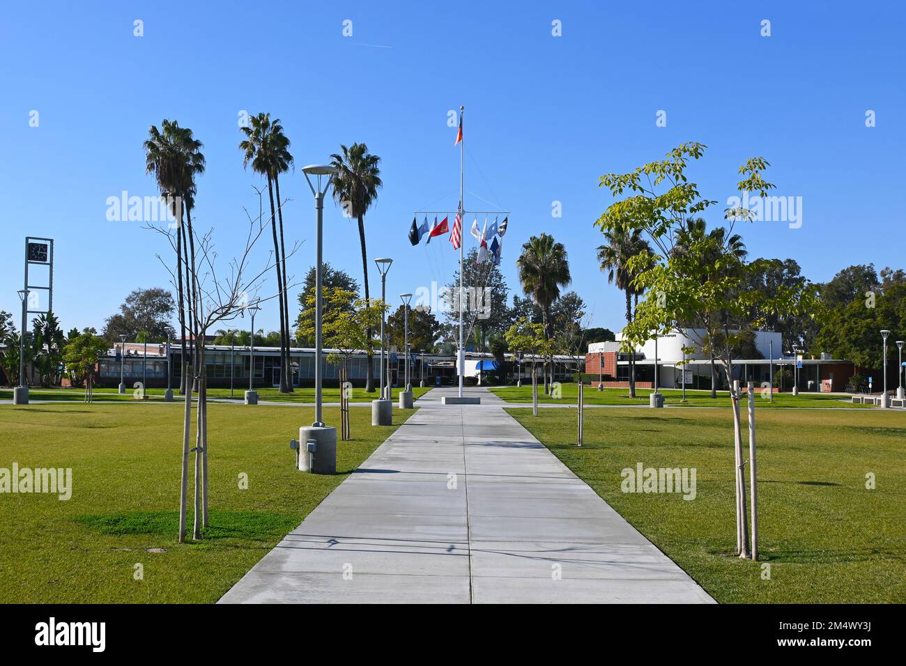 Maun quad hi-res stock photography and images - Alamy