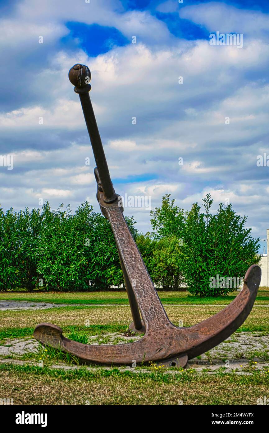 Anchor field hi-res stock photography and images - Alamy