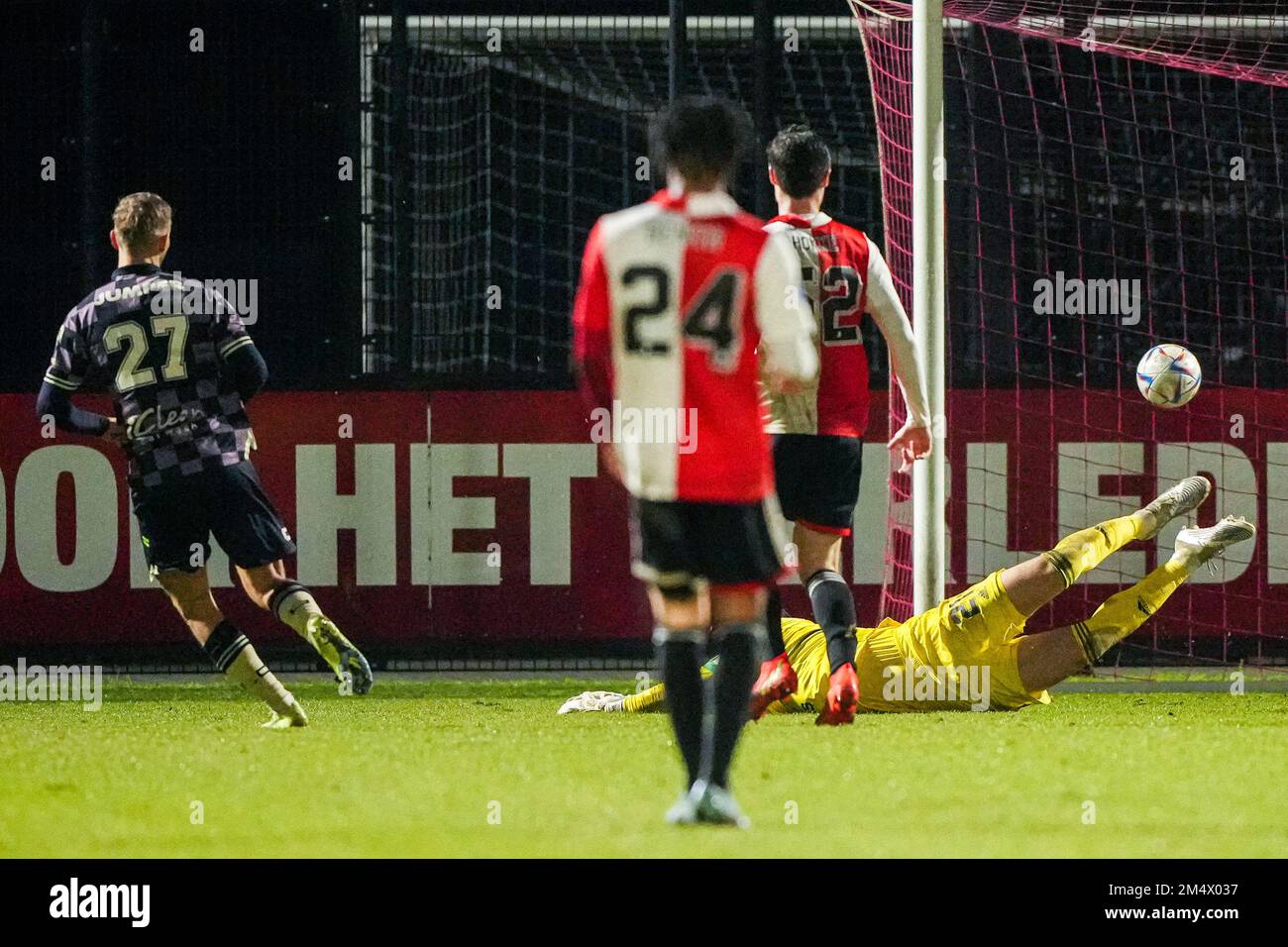 Rotterdam - Finn Stokkers of Go Ahead Eagles scores the 7-4 during the match between Feyenoord v ...
